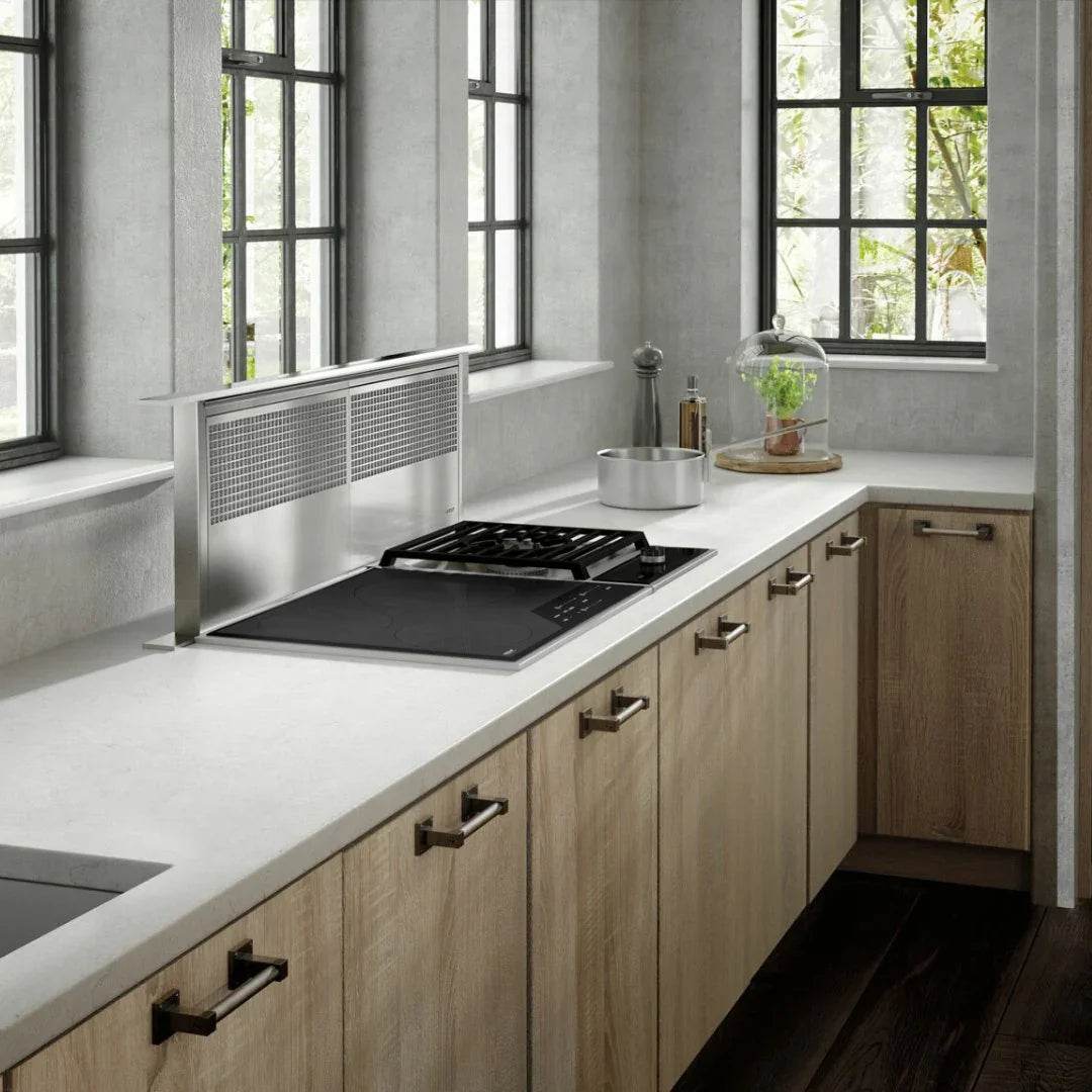 Wolf - Transitional Induction 3 Cooktop - Carvers Interiors